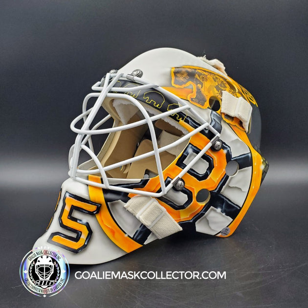 Linus Ullmark Goalie Mask Unsigned 2022-2023 Boston CENTENNIAL Orr Ber ...