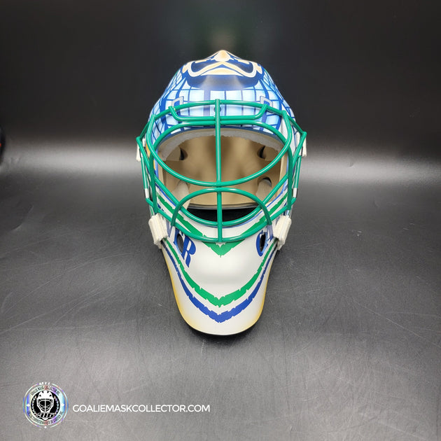 Roberto Luongo Goalie Mask Signed 2011 Vancouver "Johnny Canuck" Signa ...